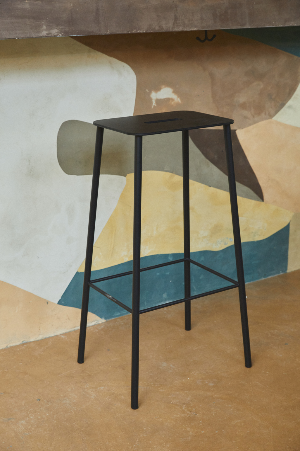 Adam Stool Mono H76, Black – Wool