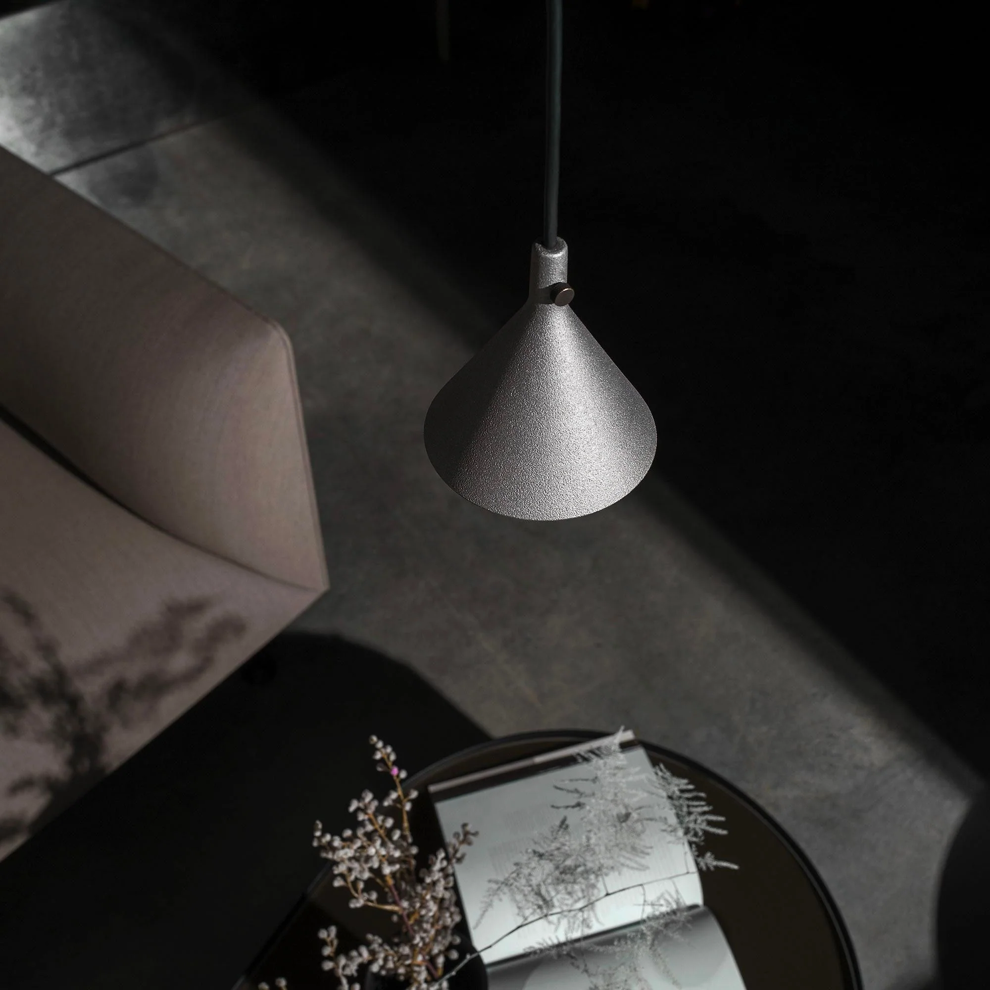 Cast, Pendant, Shape 1, Black – Wool