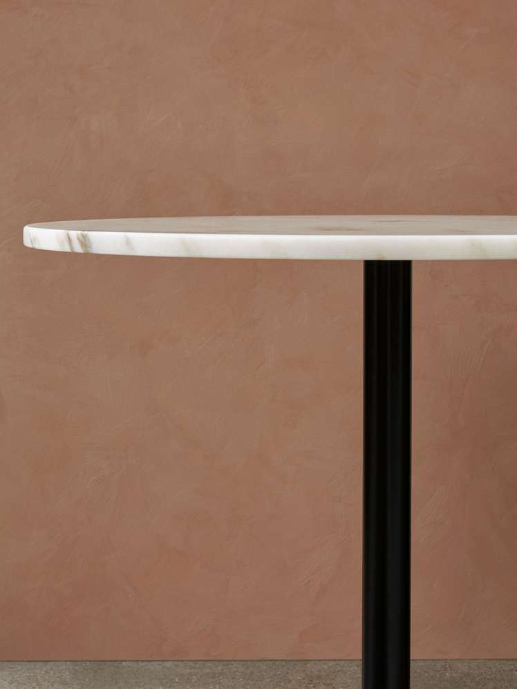 Harbour Column Dining Table, Dia 80, Black Aluminium & Steel / Estremoz ...