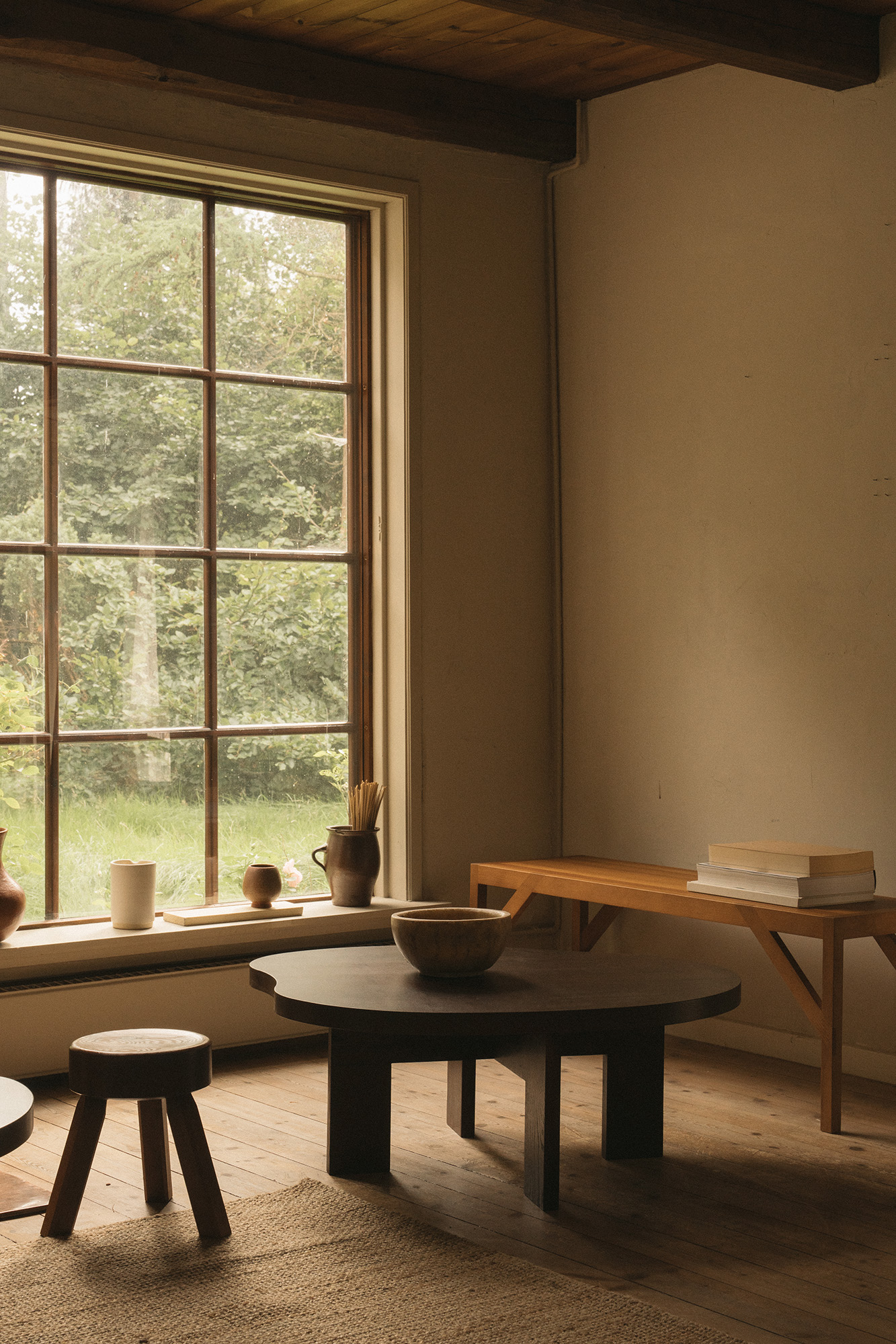 Farmhouse, Pond Coffee Table, Dark Oak – Wool