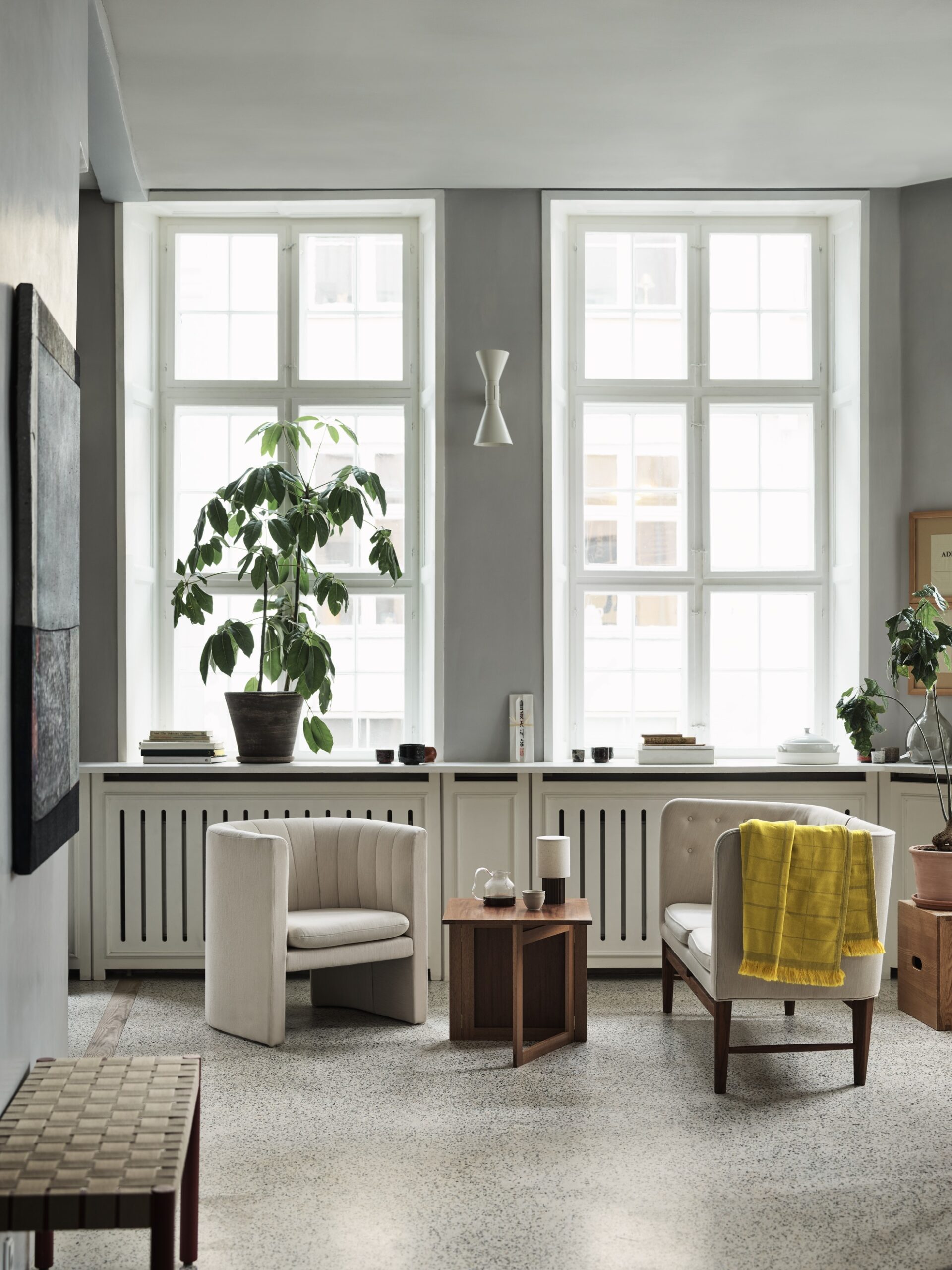 Betty Bench TK4, Small, Black / Natural Webbing – Wool