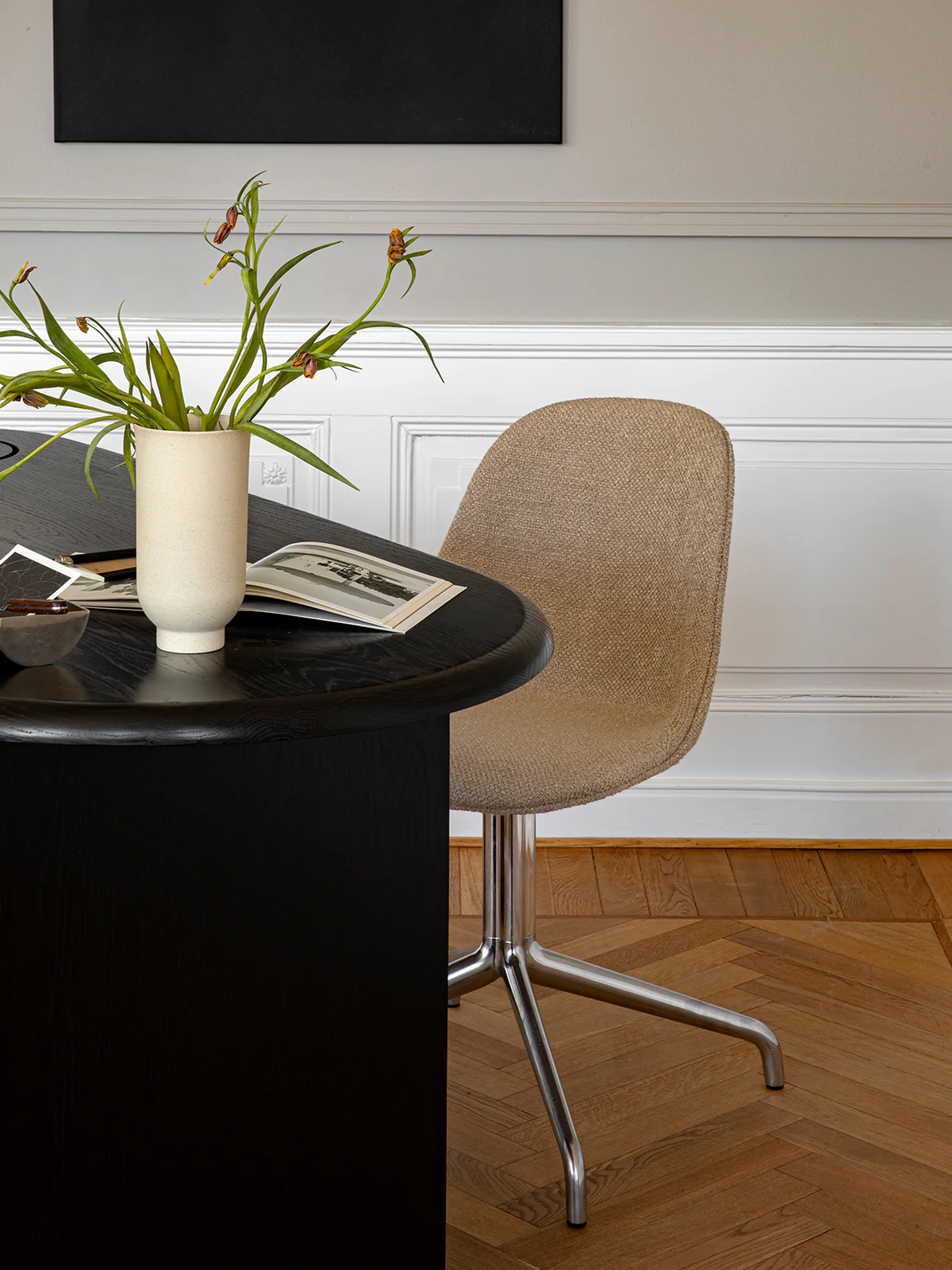 Harbour Side Dining Chair, Star Base with Swivel, Black Aluminium ...