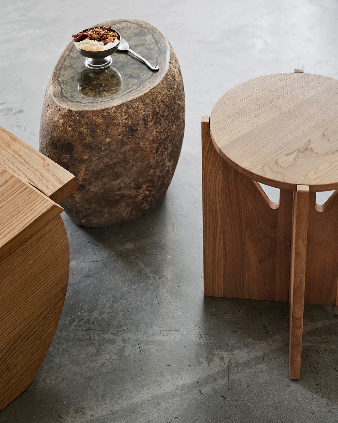 Simple Stool, Oak – Wool