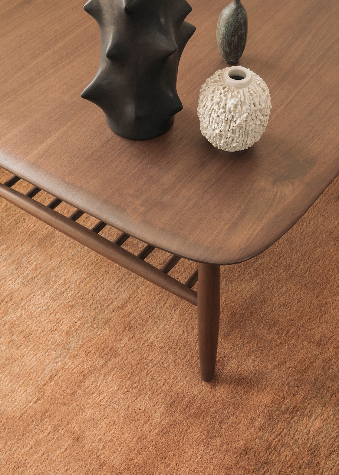 Von Magazine Table, Walnut – Wool