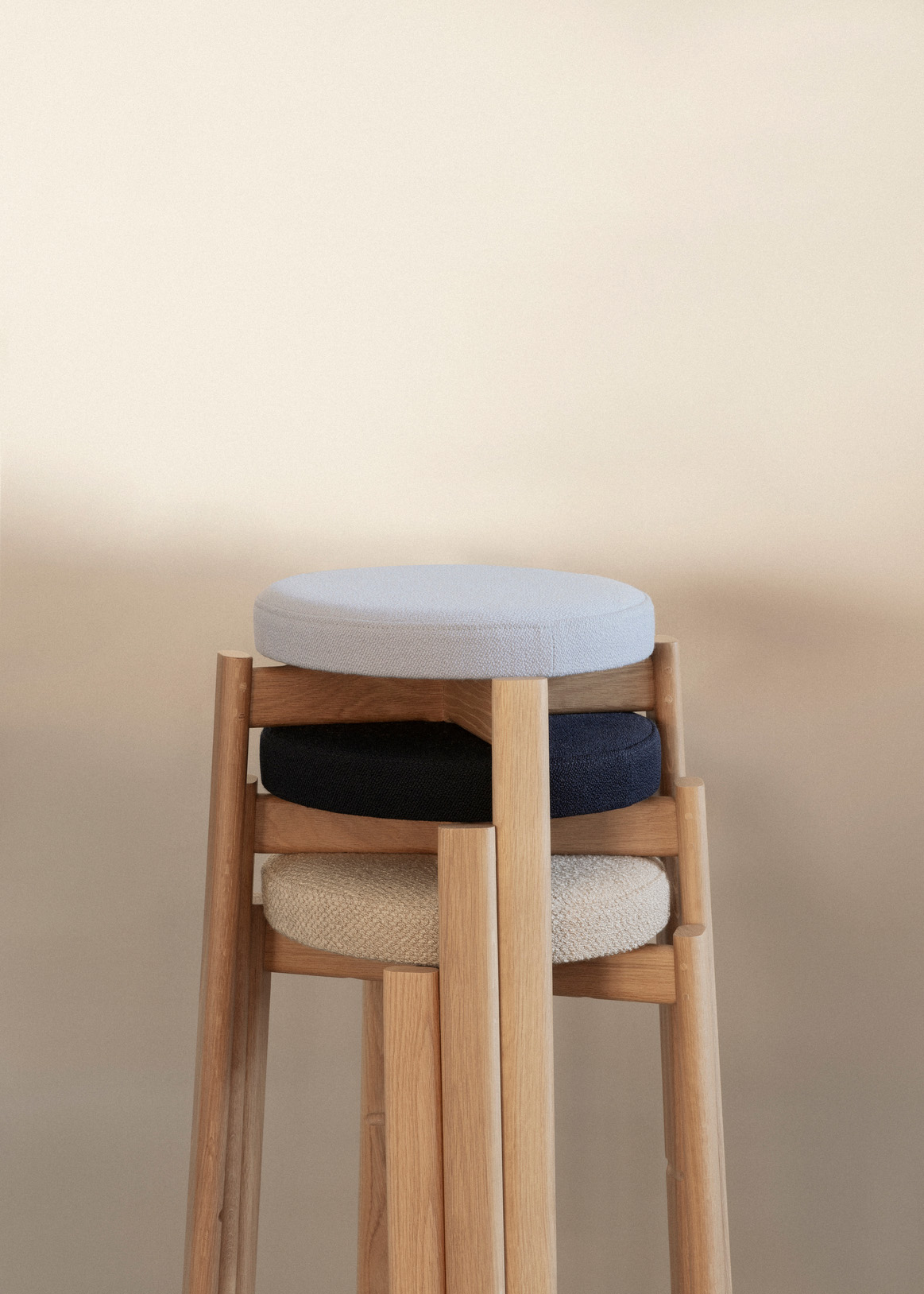 Passage Stool, Natural Oak Base, Upholstered – Wool