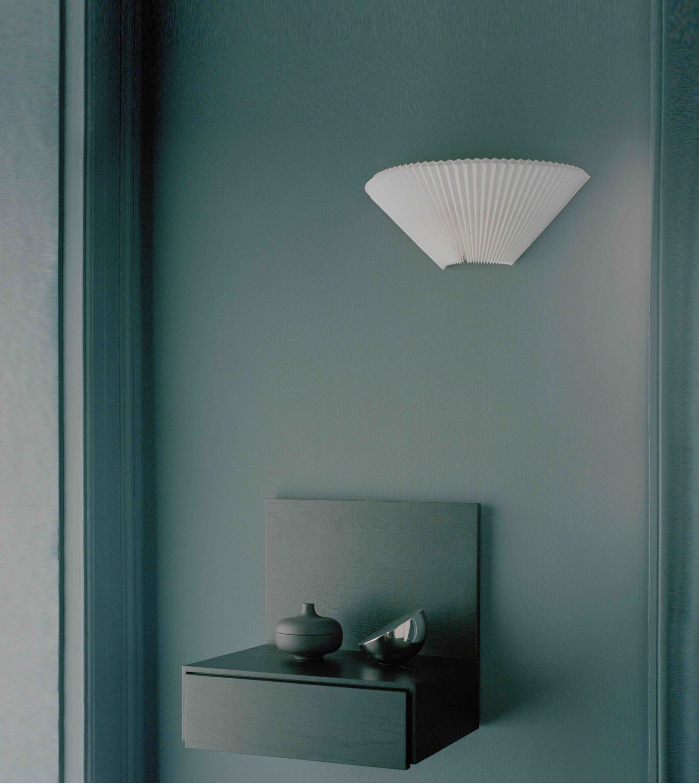 Nebra Wall Lamp – Wool
