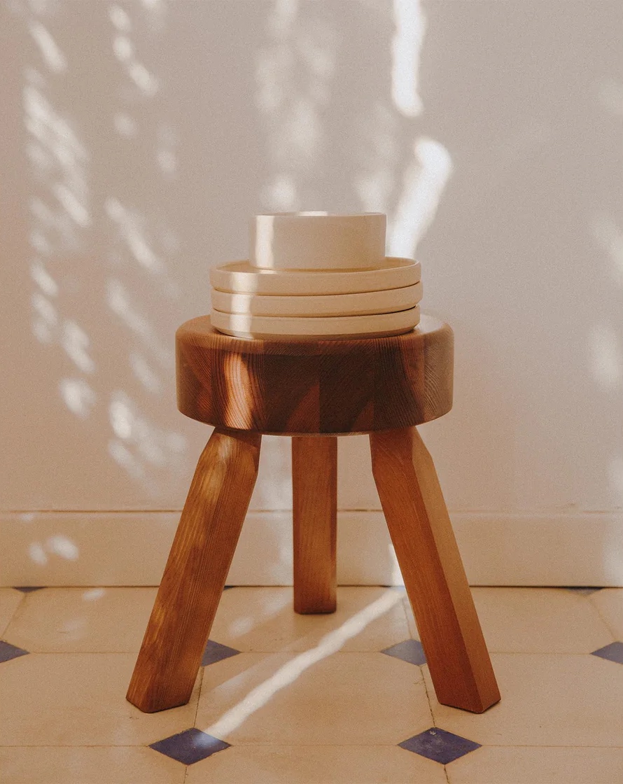 AML Stool, Orange Pine – Wool