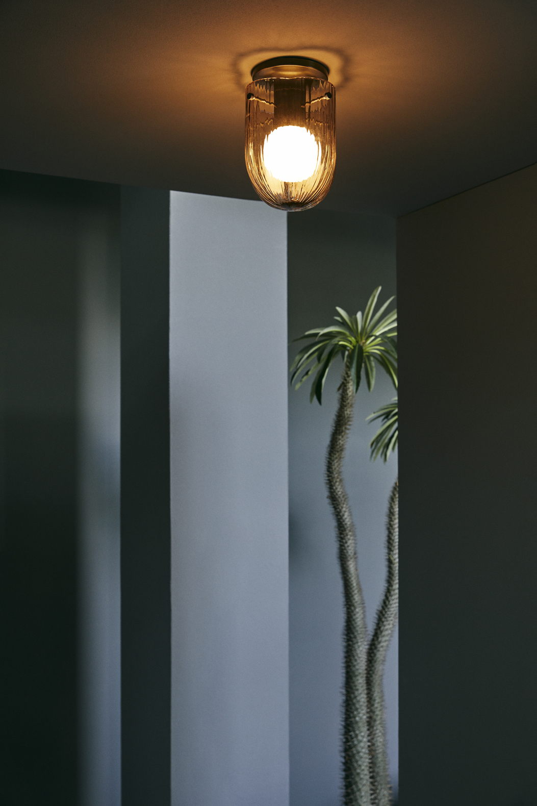 Seine Ceiling Lamp, Antique Brass Base, Smoke Shade – Wool